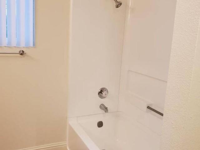 Spacious One Bedroom 1 Bedroom Apartment for Rent at 5258 E Clay Ave, Fresno, CA 93727
