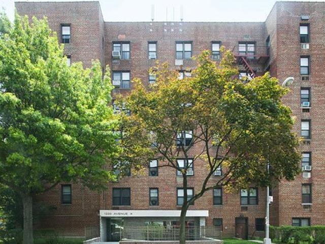 Spacious one bedroom unit at the Bradley