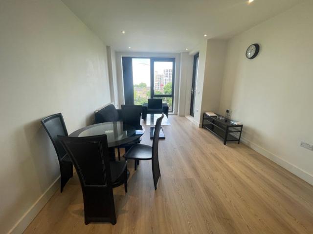 Spacious One Bedroom Apartment in AberfeldyVillage