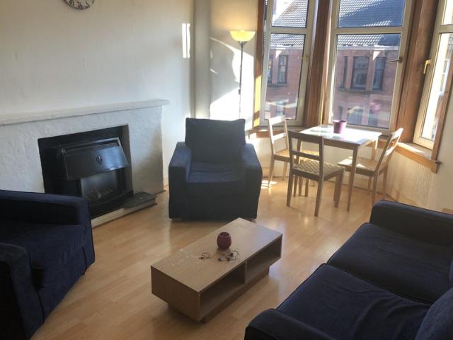 Spacious one bedroom flat with bills included