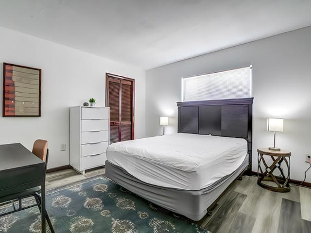 Spacious POOL HOUSE With Large Bedrooms and a Wonderful Outdoor Seating Area