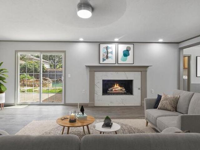 Spacious Plano home with pool & spa near UT Dallas