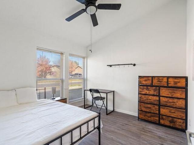 Spacious Property In a quiet safe neighborhood and peaceful low traffic street. Fully stocked kitchen, laundry room, dining area, and high speed Wifi!