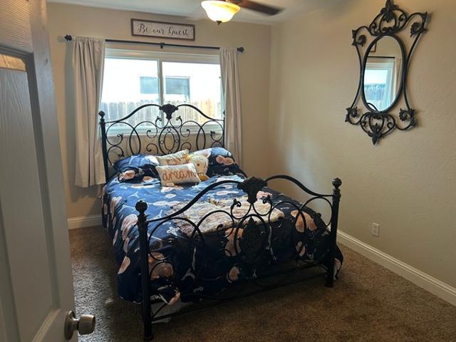 Spacious Private Room & Bath in Dog Friendly Home with Pool & Amenities Included!