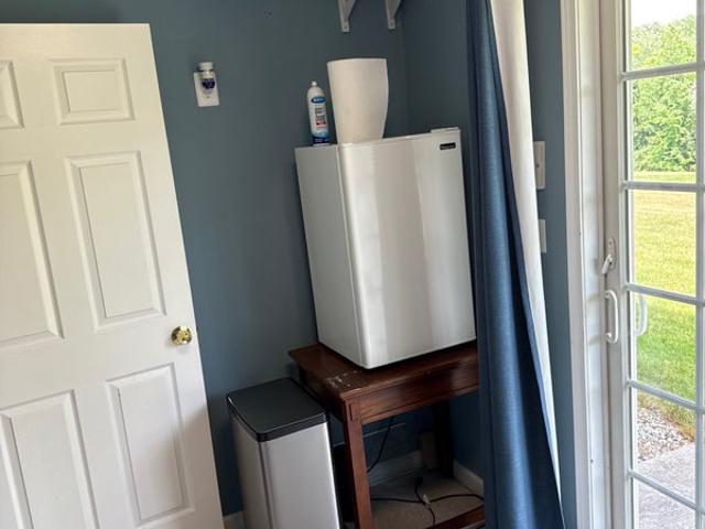 Spacious private room in townhouse, all bills incl