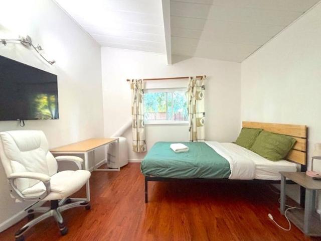 Spacious Private Room | Private Bath