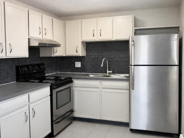 Spacious, Renovated 1 1 Bedroom Apartment for Rent at 8170 W 13th Ave, Lakewood, CO 80214 Eiber