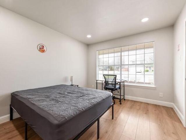 Spacious Renovated Home | All Utilities Included! Free Fast Wifi Smart Lock Rooms | Plenty of Parking Minutes to Shops | Secure Environment