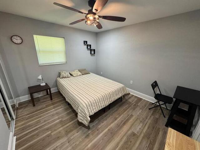 Spacious Renovated Lakeland Home