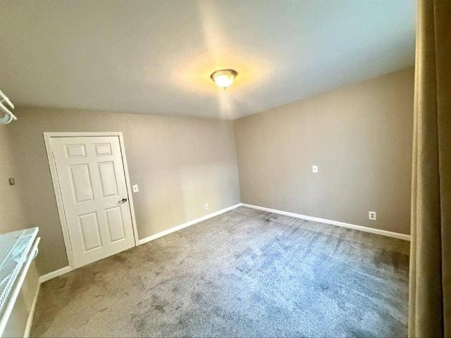 Spacious Room Near MiraCosta