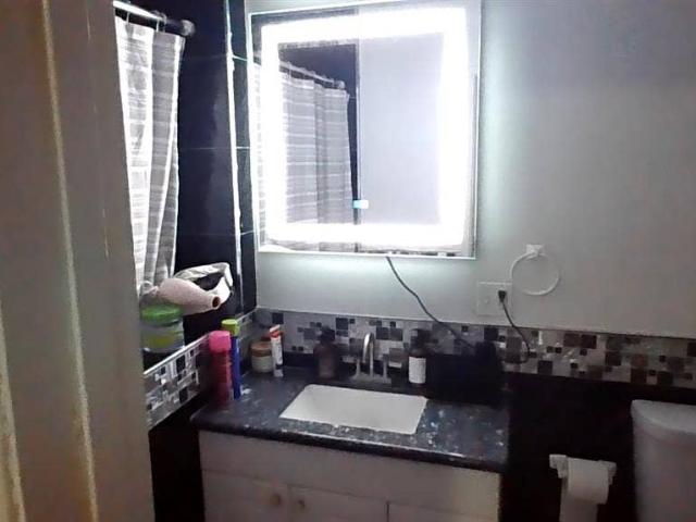 SPACIOUS ROOM FOR RENT WITH BRM