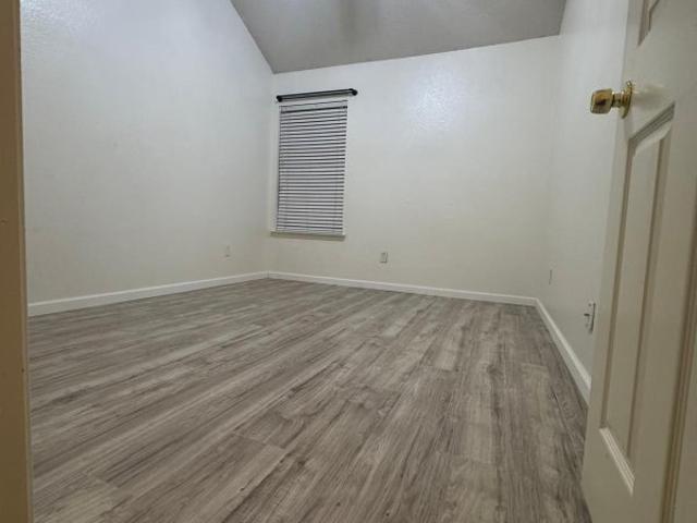Spacious room for rent