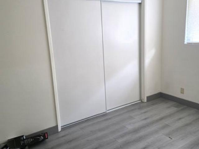 Spacious Room for Rent