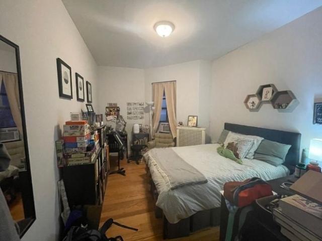 Spacious Room in Bright & Homey Apt Near 181/175