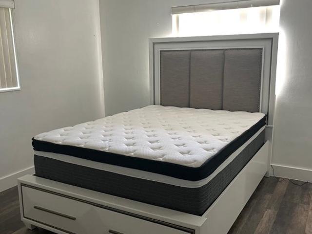 Spacious Room in Shared Home in Plantation, FL