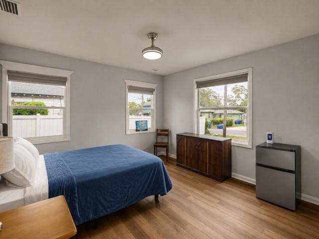 ️SPACIOUS ROOM WITH NATURAL LIGHT NOW AVAILABLE ️