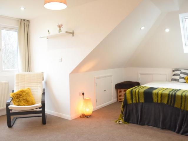 Spacious room 2 mins to Willesden Green
