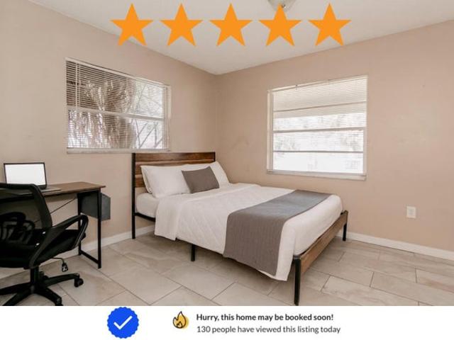 Spacious Rooms in Orlando, 10 minutes to Downtown