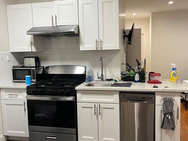✨ Spacious Rooms Near Manhattan Valley ✨