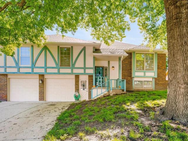 Spacious Shawnee Home Near Mill Creek Streamway Pa