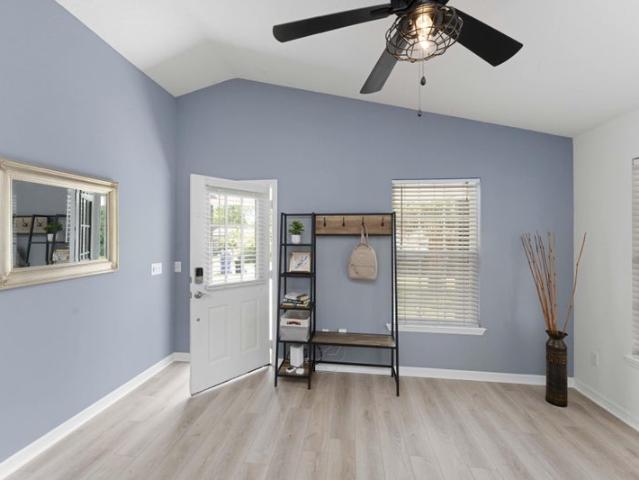 Spacious St. Augustine Home with Dining area. Newl