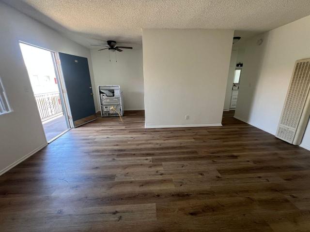 Spacious Studio 1 Bedroom Apartment for Rent at 4015 W 132nd St, Hawthorne, CA 90250