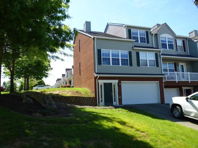 Spacious Sunny Room close to VT and VCOM in a bea