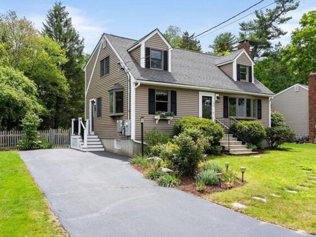 Spallus Rd, Stoughton, Home For Sale