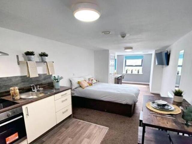 Spaniel Row, Nottingham, Studio Flat For