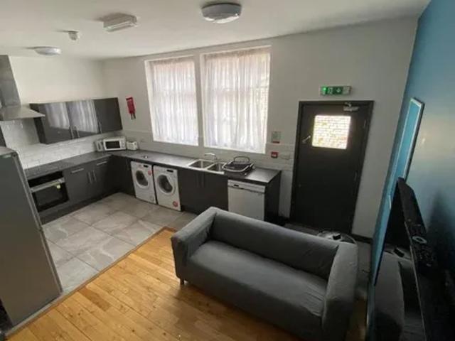 Spanish Caravan, 34 Slater Street, Ropewalks, Liverpool, L1 4BX, United Kingdom | 6 bed apartment for rent #112945007 | Rentberry
