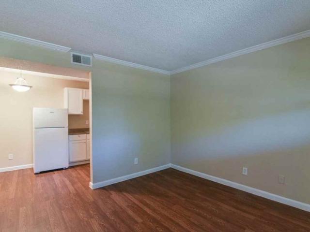 Spanish Cove Apartments 2 Bedroom Apartment for Rent at 8128 Barclay St, Dallas, TX 75227 Riverway Estates Bruton Terrace