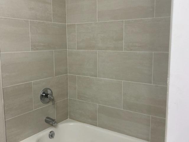 Spanish Crest Apartments 2 Bedroom Apartment for Rent at 462 Utopia Ln, San Antonio, TX 78223 Highland Hills