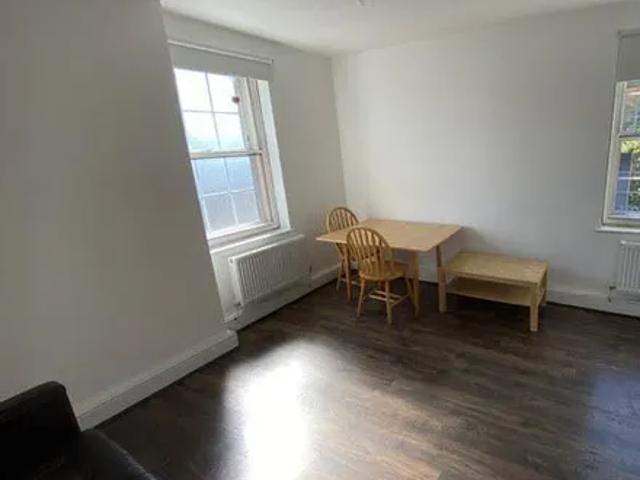 Spanish Delicatessen, Hornsey Road, London, N7 7BP, United Kingdom | 1 bed house for rent #125327637 | Rentberry