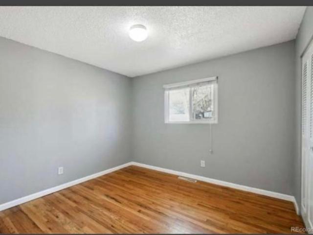 Spare room Family house