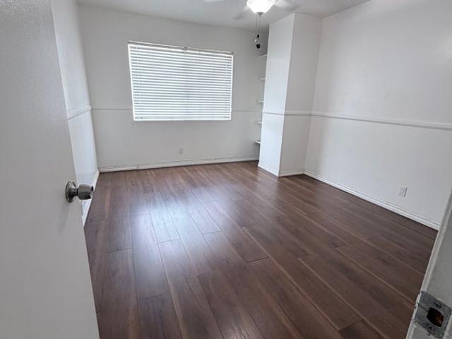 Spare Room for Rent! Large Closet!