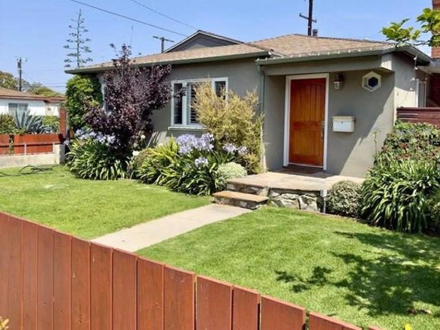 Spare room for rent! 1400 monthly utilities $100