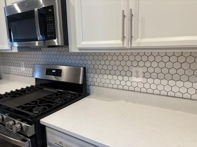 Near DC Line & Metro