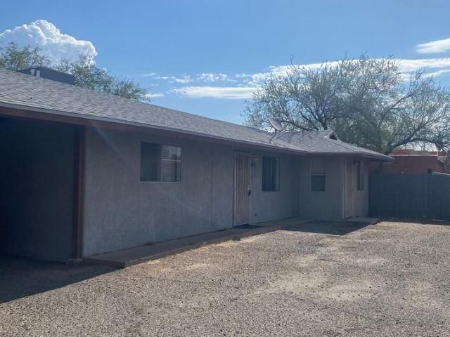 Sparkman Triplex 3 Bedroom Apartment for Rent at 2882 N Sparkman Blvd, Tucson, AZ 85716 St. Francis Cabrini