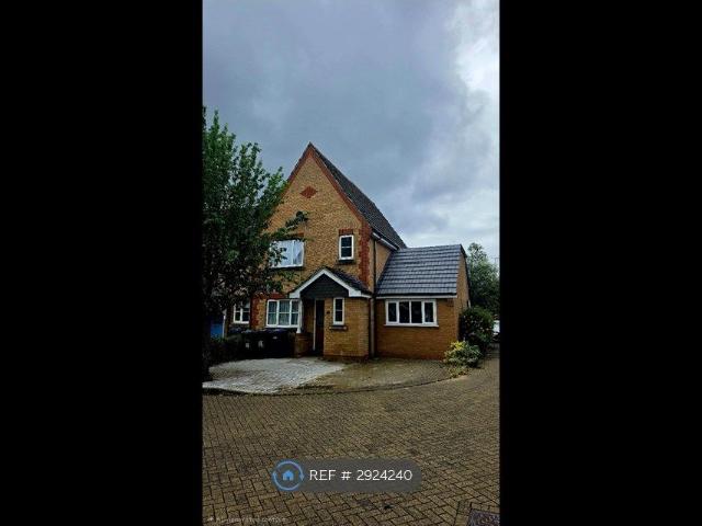 Sparkford Gardens, London N11, 4 bed end terrace house to rent, £3,200 pcm | PrimeLocation