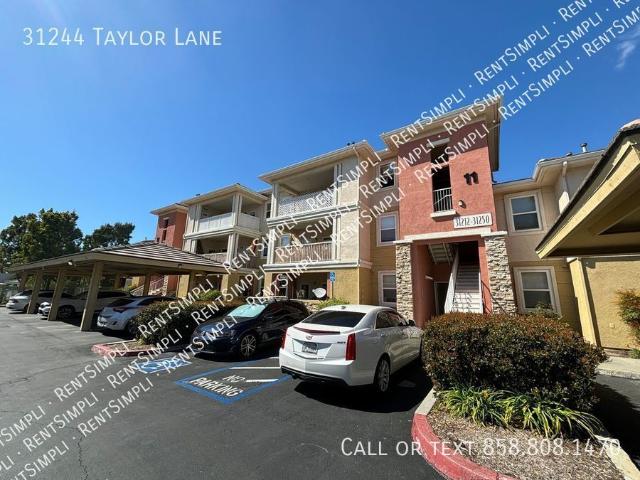 Sparkling 2 BR 2 BA Home for Lease!