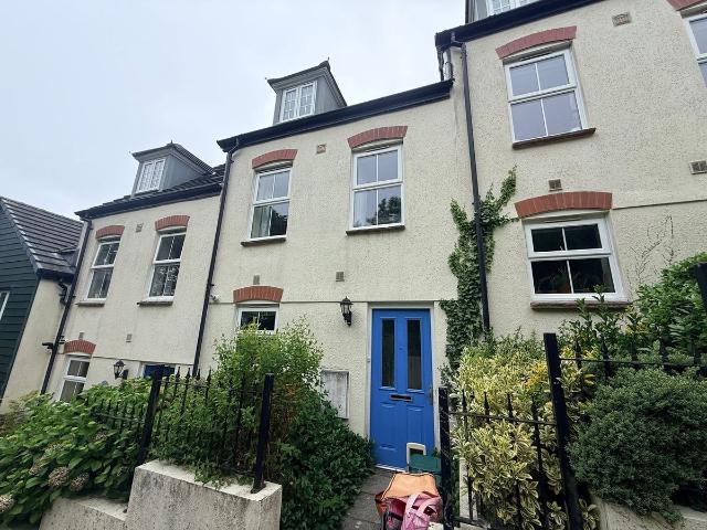 Sparnock Grove, Truro TR1, 3 bed property to rent, £1,450 pcm | PrimeLocation