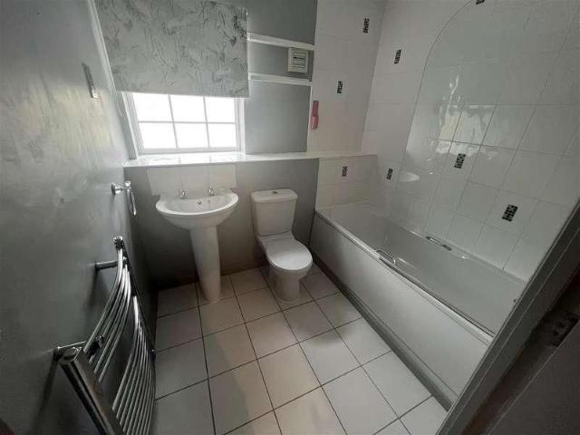 Sparnock Grove, Truro, TR1