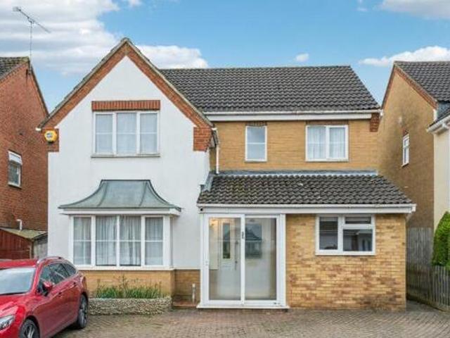 Sparrow Drive, Stevenage, 4 Bedroom Detached