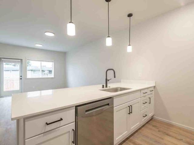 Sparrow Landing 3 Bedroom Apartment for Rent at 4202 Ne Morrow Rd, Vancouver, WA 98682 Kevanna Park