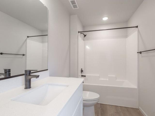 Sparrow Landing 1 Bedroom Apartment for Rent at 4202 Ne Morrow Rd, Vancouver, WA 98682 Kevanna Park