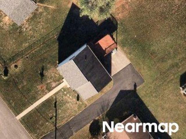 Sparrow Ln SW