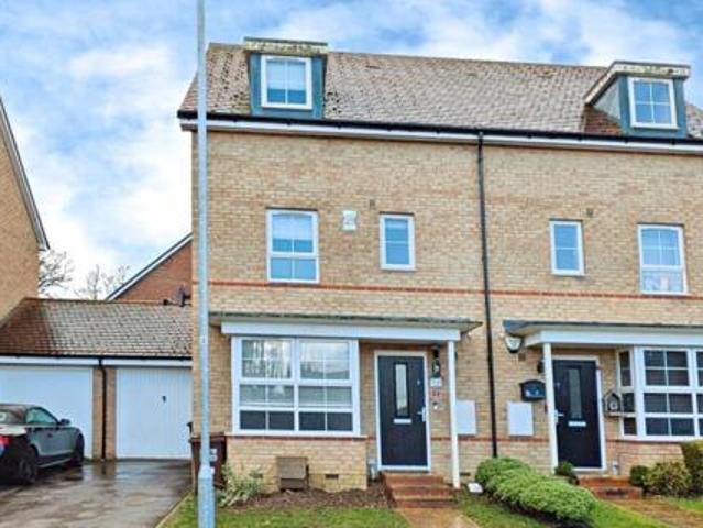 Sparrowhawk Place, Hatfield, 4 Bedroom Semi detached