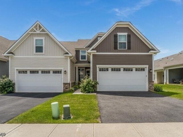 Sparrowhawk St, Washington Township, Home For Sale