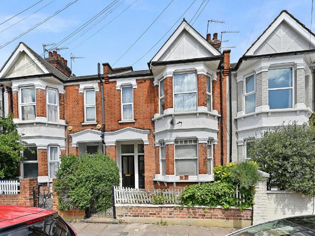 Spezia Road, London NW10, 2 bed flat to rent, £2,300 pcm | PrimeLocation