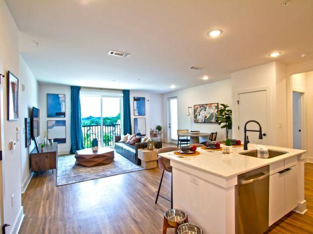 Spectator Apartments 3 Bedroom Apartment for Rent at 2395 Herodian Way Se, Smyrna, GA 30080